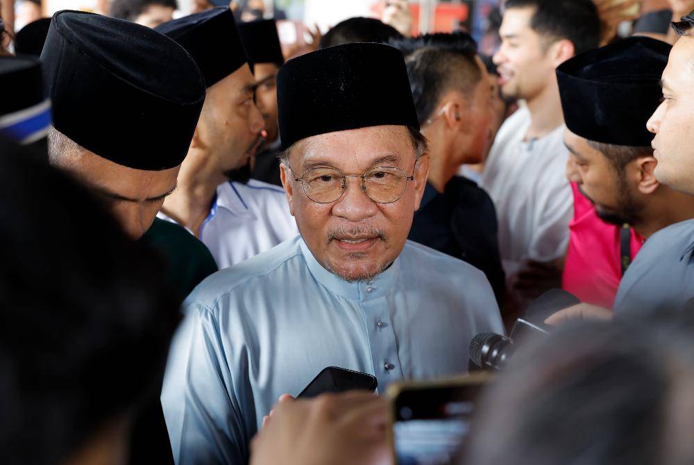 Anwar conveys condolences to family of Form Four student