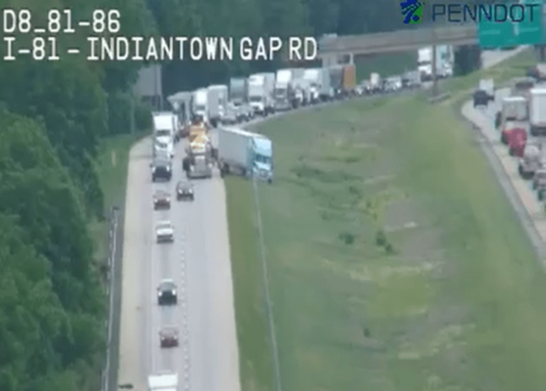 Tractor-trailer crash blocks lanes on I-81 in Lebanon County