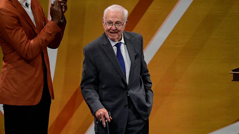 Gene Bess, college basketball's winningest coach, dies at 91