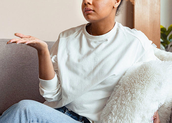 24 surprising things men learned about women after moving in together
