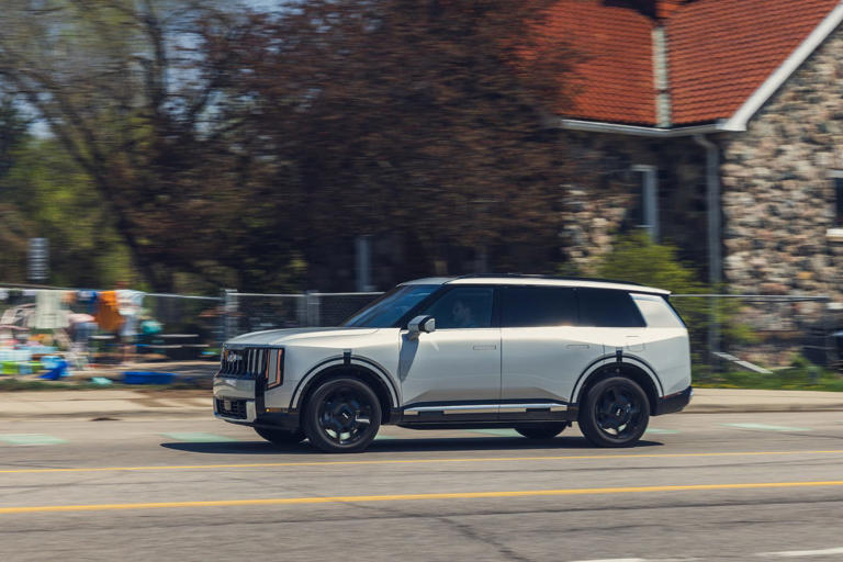 2027 Kia Telluride vs. 2026 Toyota Grand Highlander: A battle of two ...