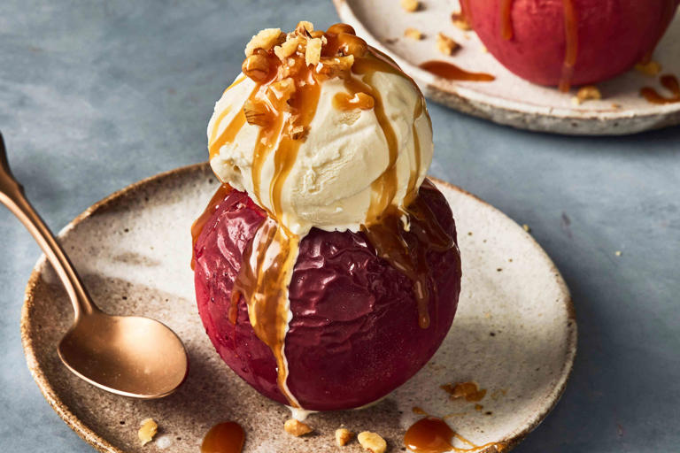 We asked three chefs to name the best vanilla ice cream—they all picked ...
