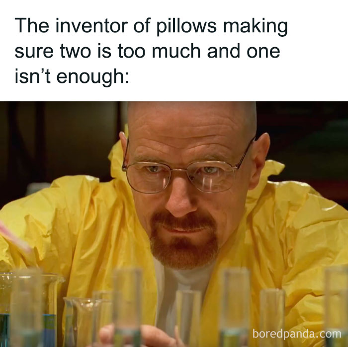 23 unhinged memes that showcase a truly chaotic energy