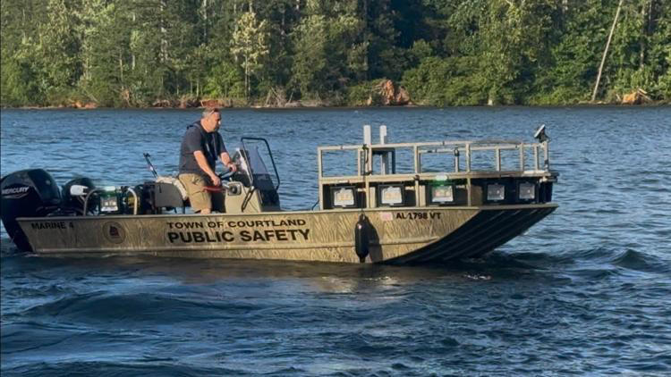 Lawrence County unveils new rescue boat to enhance river emergency response