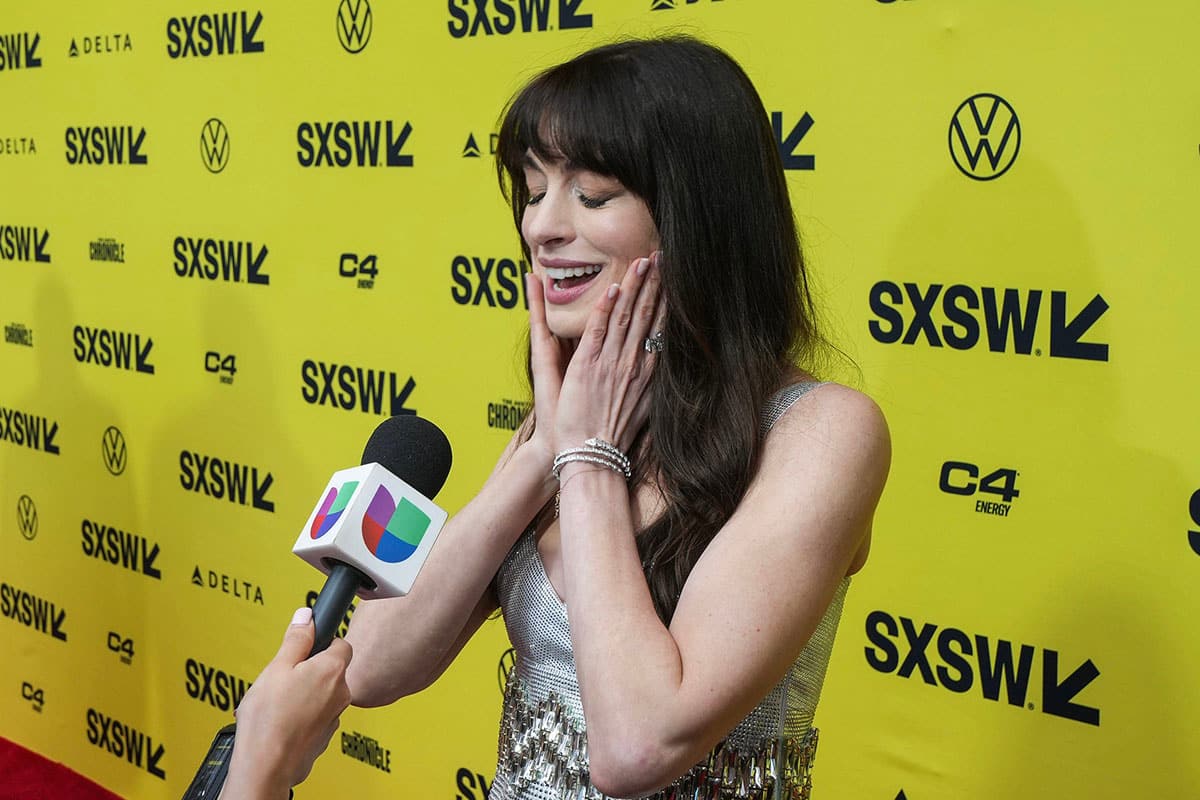 Anne Hathaway announces she’s pregnant with first baby in 7 years
