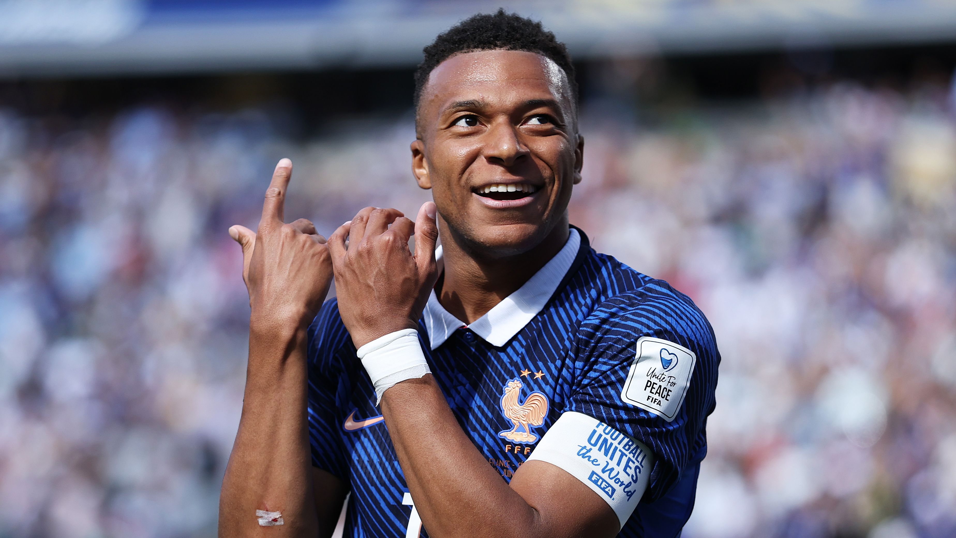 Rooney is lyrisch en deelt ultiem compliment uit aan Kylian Mbappé