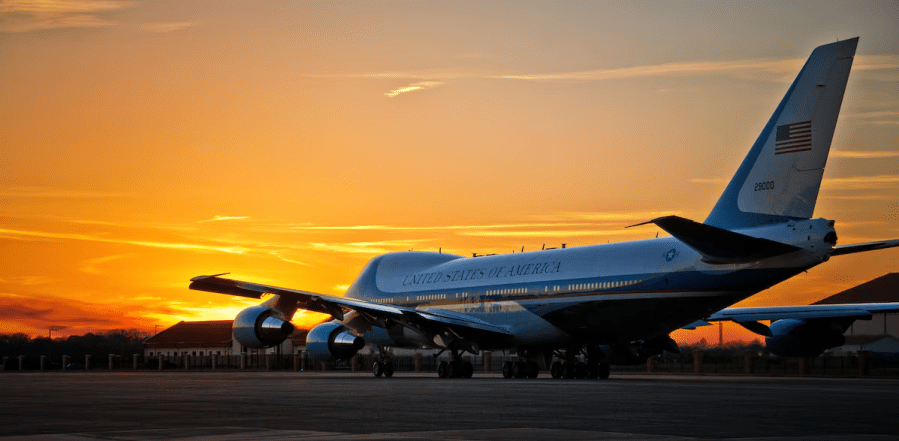 White House officials bid farewell to Air Force One planes used since 1990
