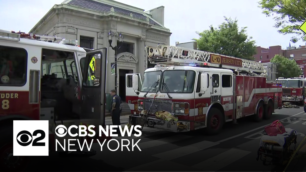 2 hurt after Jersey City fire at vacant bank