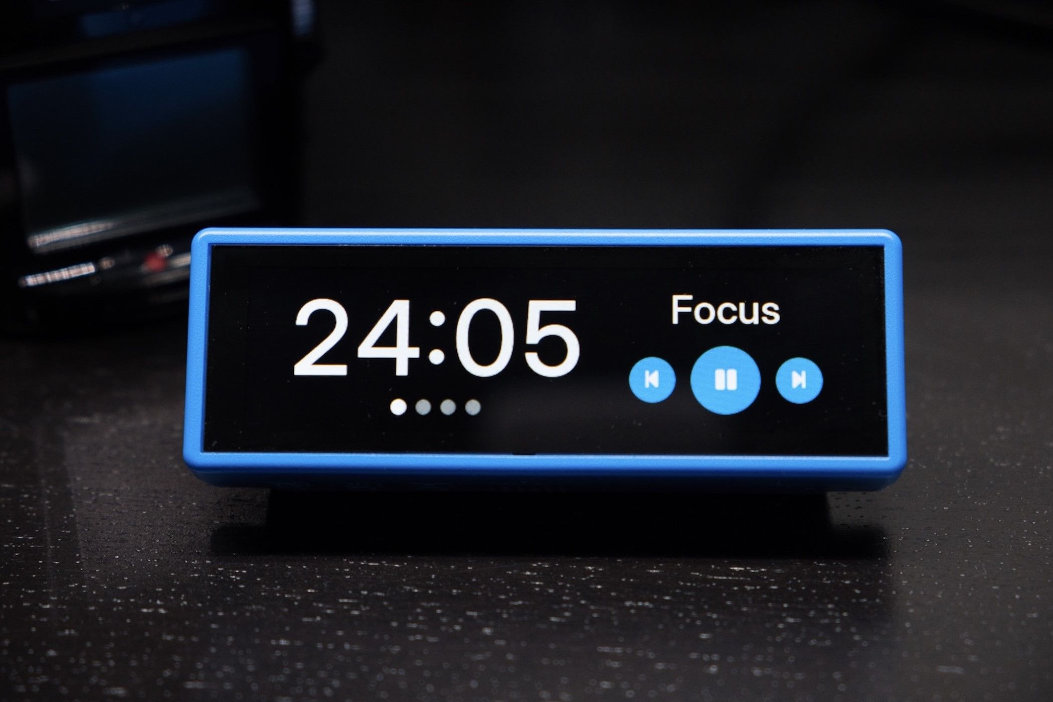 You, too, can make this sleek digital Pomodoro timer that runs off an ESP32