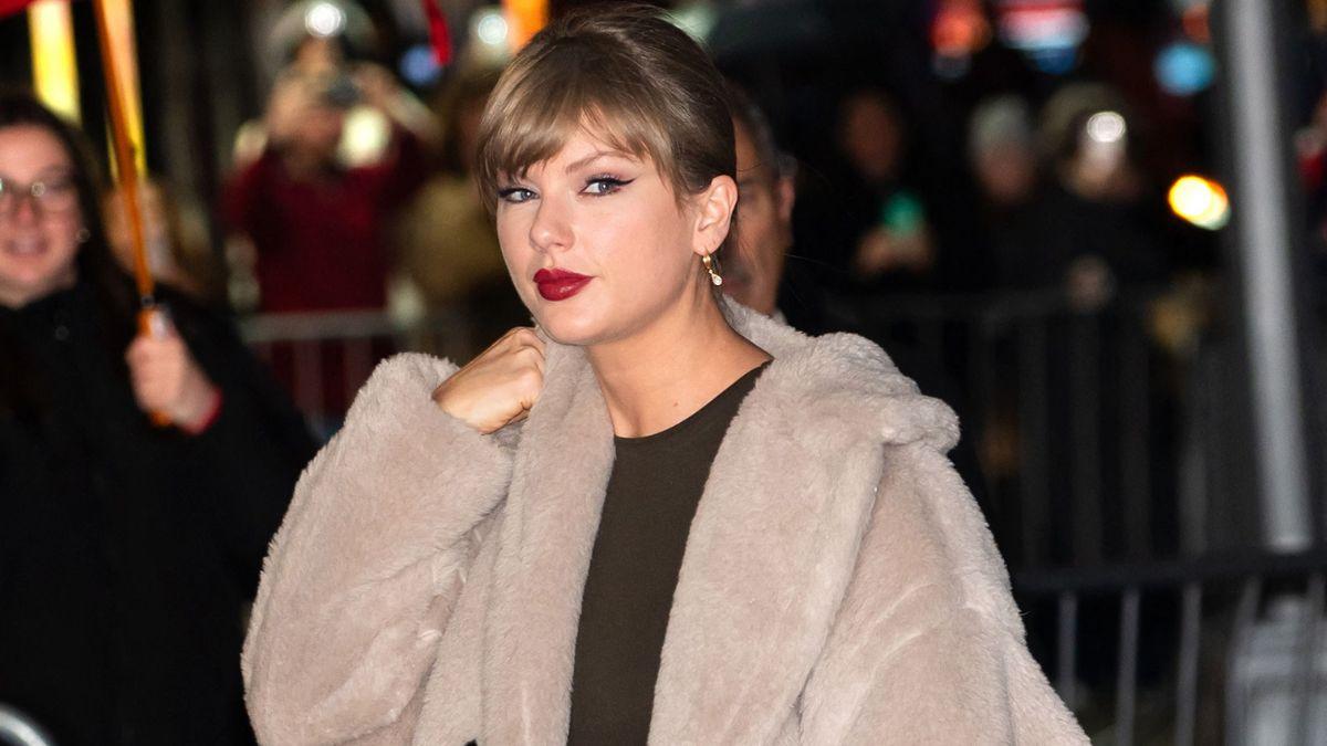 Taylor Swift's $125K Elizabeth Taylor opal suite sparks Old Hollywood ...