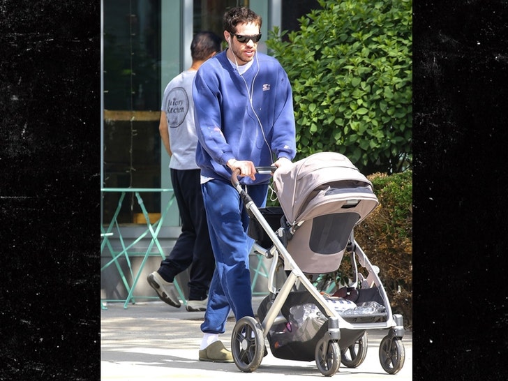 Pete Davidson spotted pushing daughter in stroller in New York City