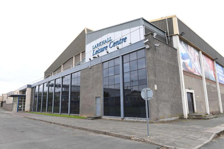 The new Larkhall Leisure Centre is set to clear its final hurdle next week