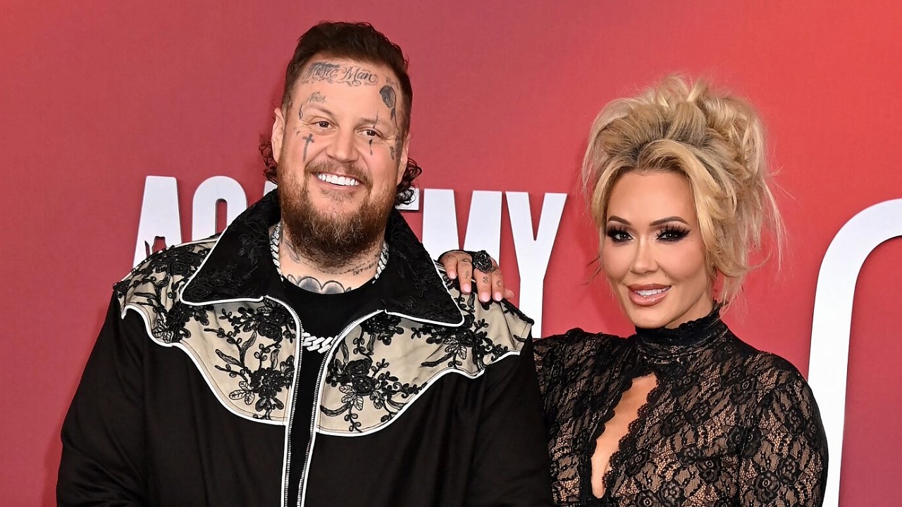 Jelly Roll’s ex Bunnie Xo won’t be single for long, A-list country ...