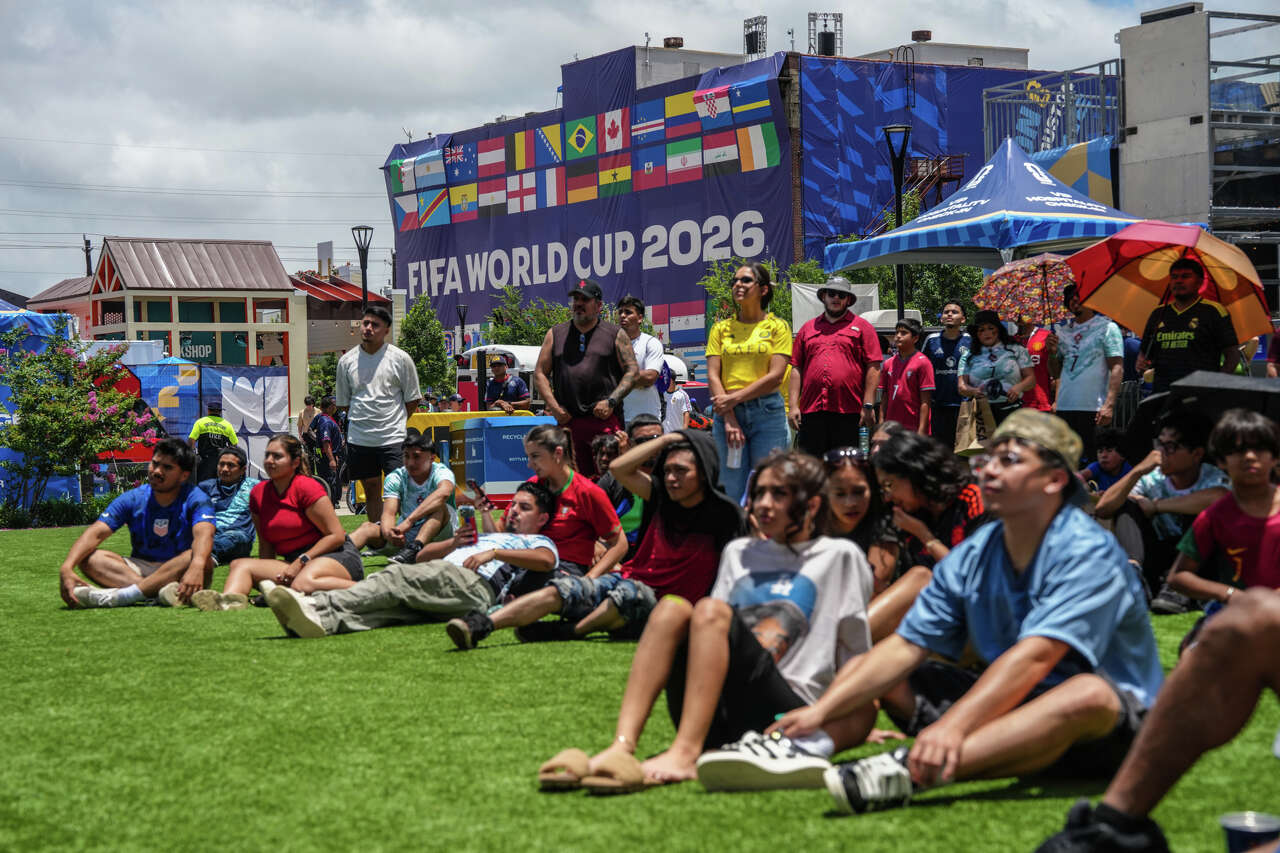 FIFA Fan Fest in Houston closes before Netherlands vs. Sweden match due ...