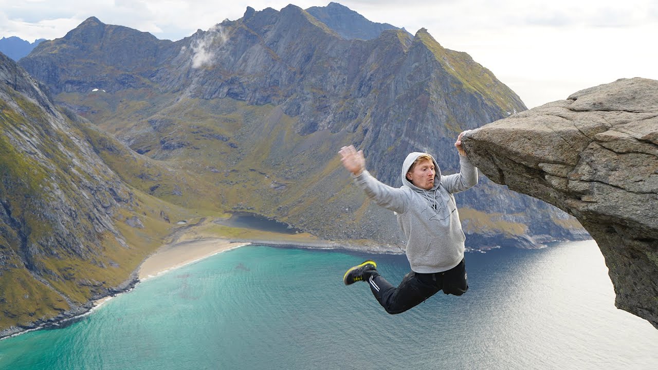 He was fooling around on the edge - then his hand suddenly slipped
