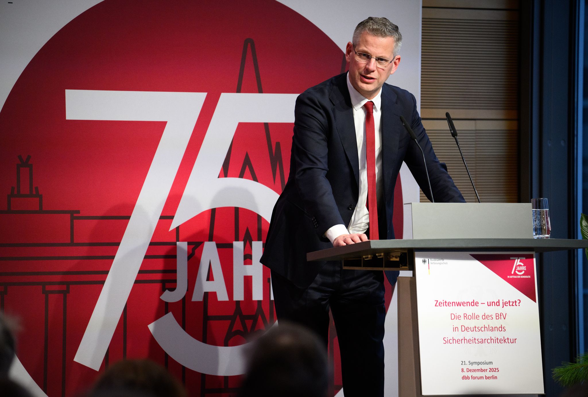 Police probe attack on German Interior Ministry official's car