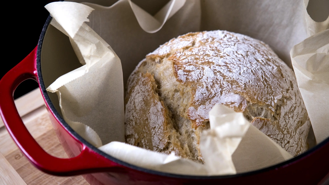 No-knead rosemary bread from start to finish