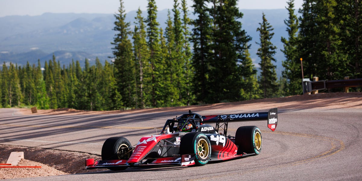 Robin Shute's custom-built 'SendyCar' is Pikes Peak at its best
