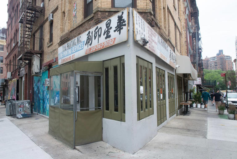 NYC hipster hotspot restaurant in Dimes Square seized for not paying $1 ...