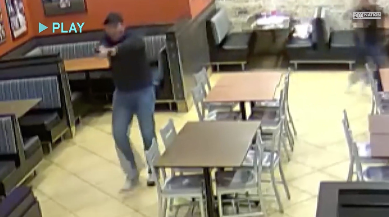 CrimeCam 24/7: Off-duty newlywed police officers stop armed restaurant ...