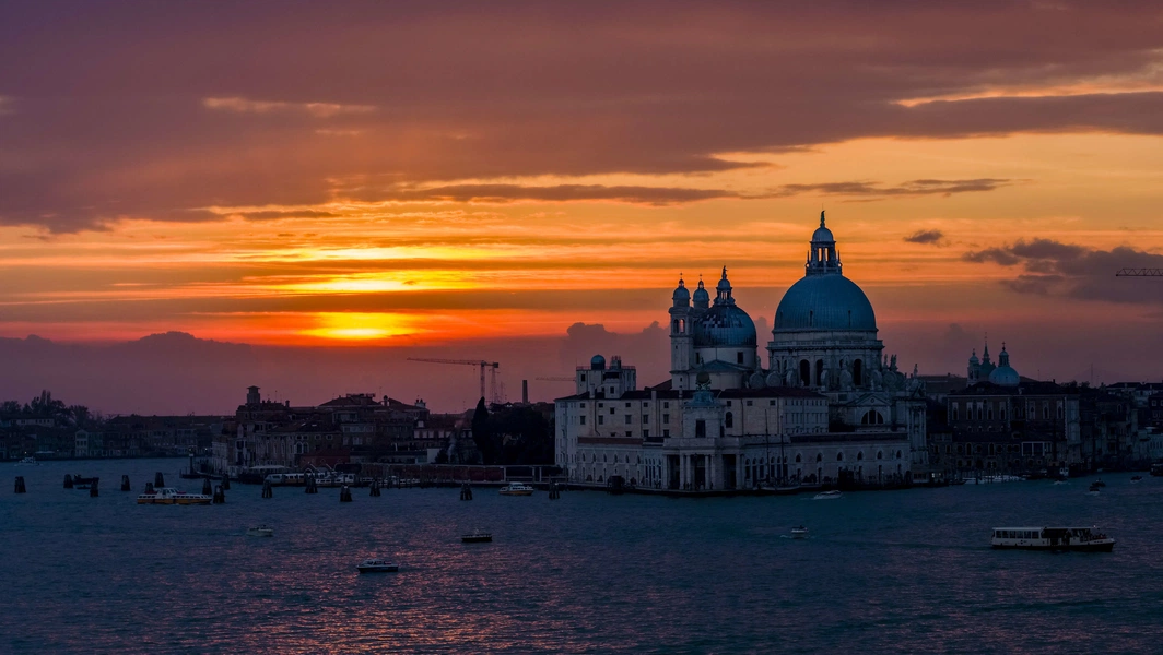 15 stunning sunset views across the globe