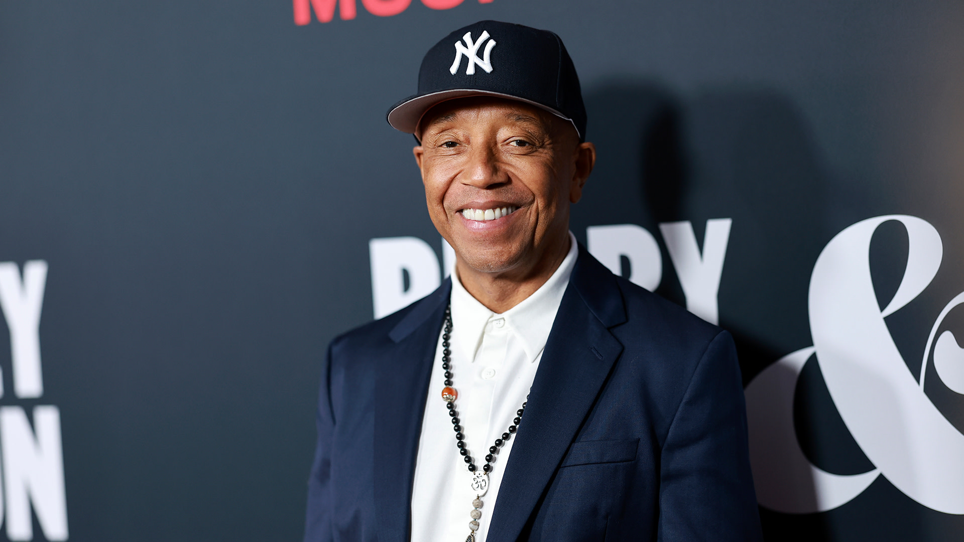 Russell Simmons rape lawsuit to proceed despite him living abroad ...