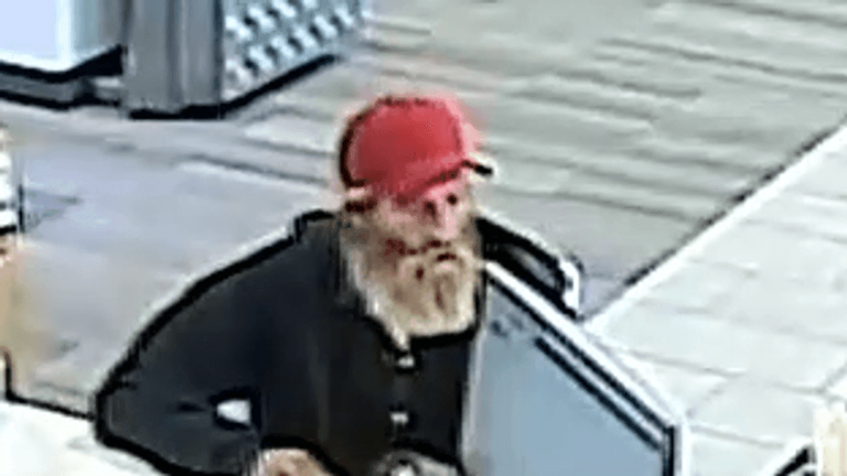Suspect wanted in Clarksville identity and check fraud case