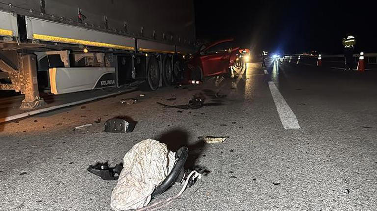 Edirne'de feci kaza! TIR'a arkadan çarptı hayatını kaybetti