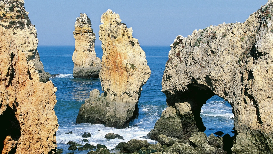 Hidden coastal gems in Portugal worth the trip