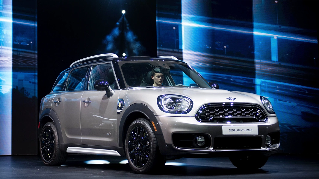 Mini Countryman C challenges BMW X1 in India debut
