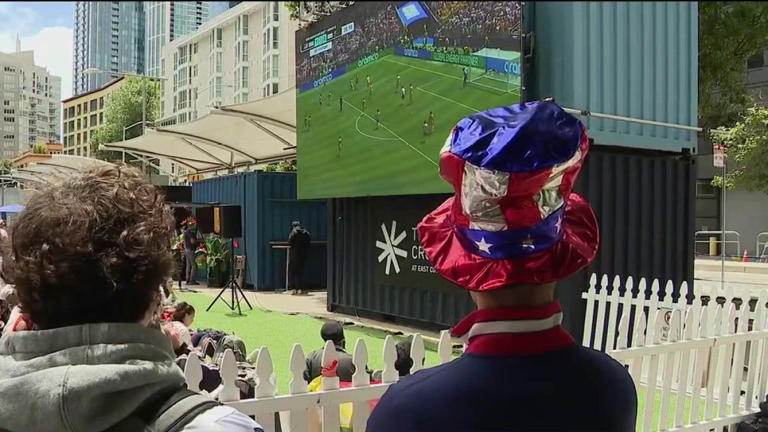 US advances to knockout round after 2-0 win over Australia