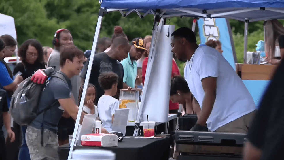 Community celebrates freedom and unity, teaching holiday history to ...