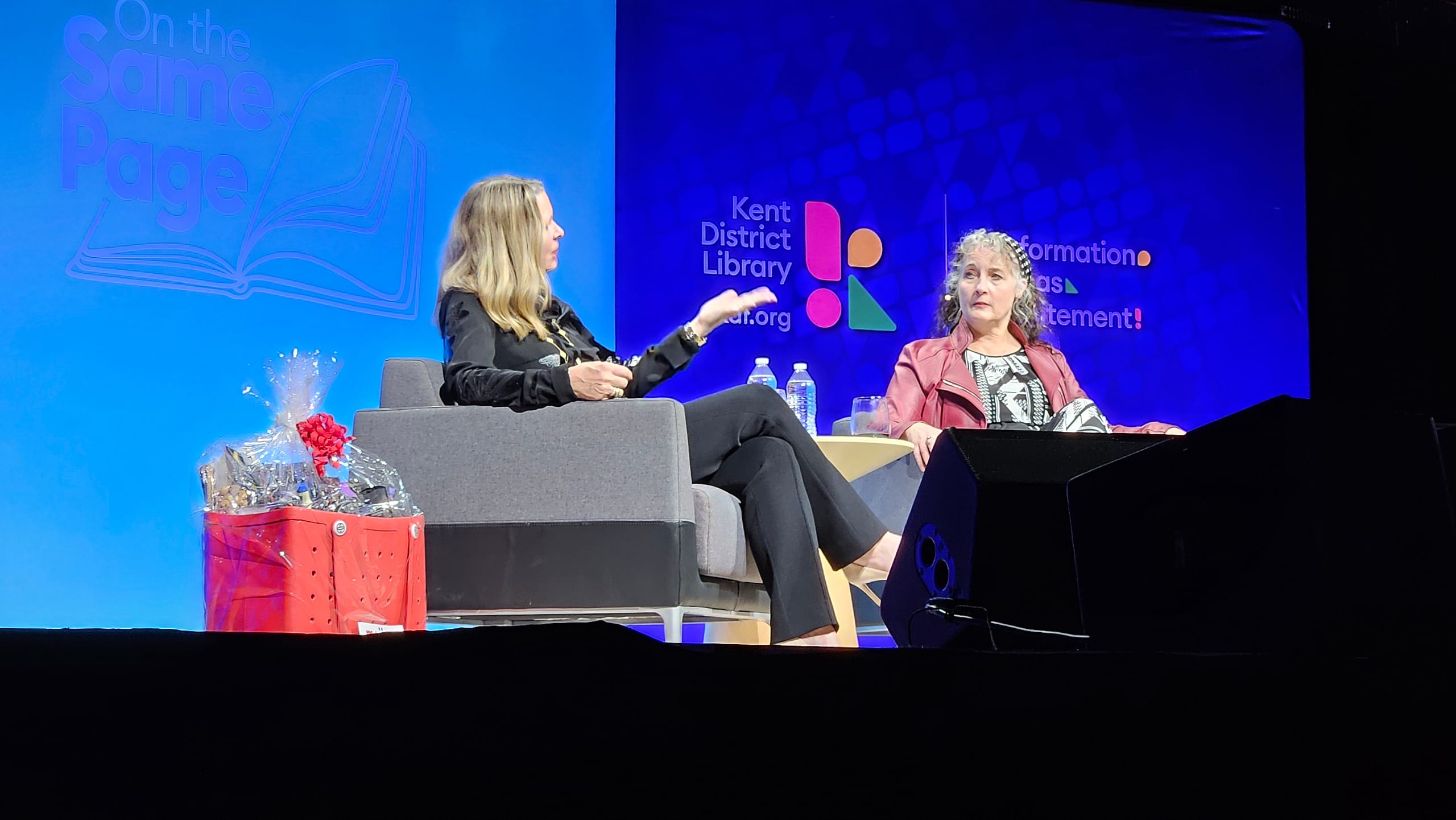 Lowell readers get 'On the Same Page' with Kristin Hannah