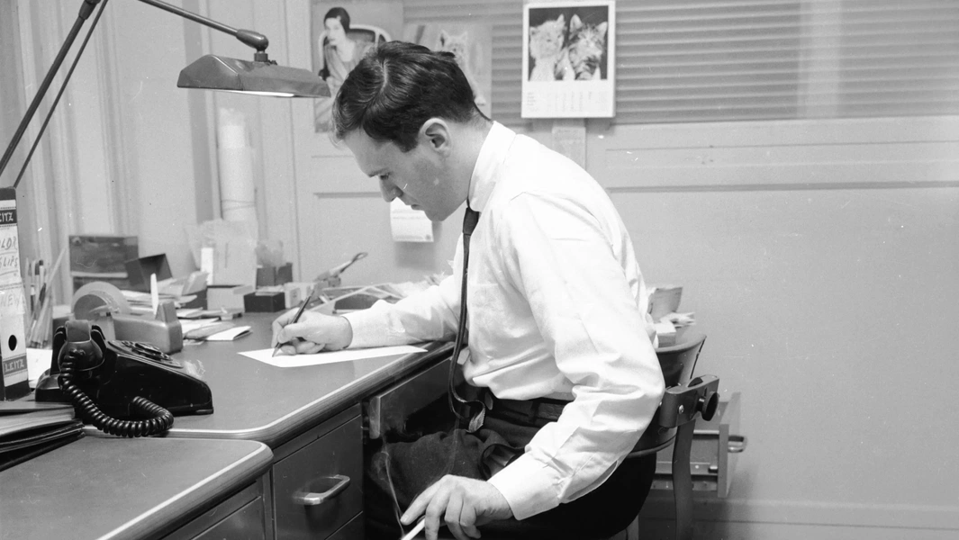16 outdated boomer work habits now unacceptable