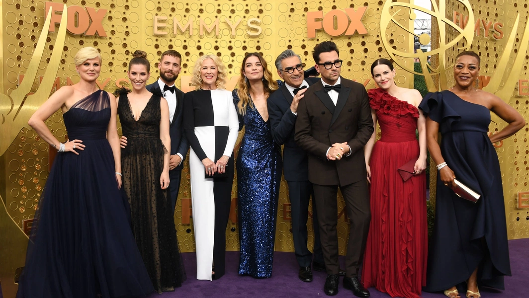 6 sitcoms where every main cast member won an Emmy