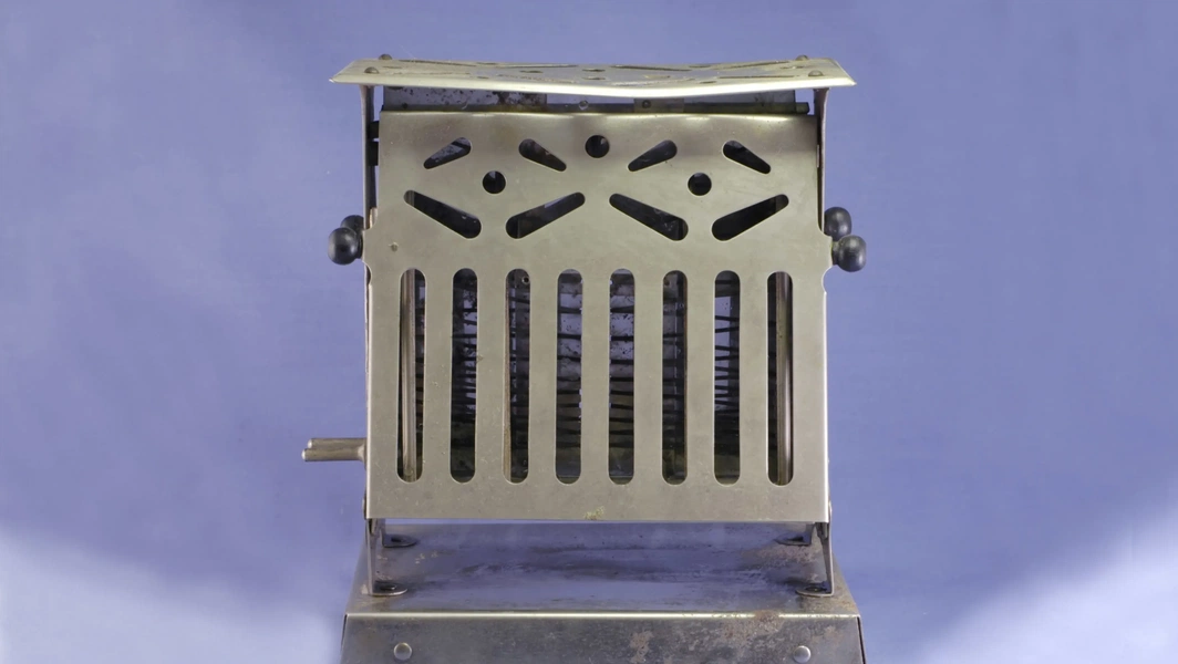 4 valuable vintage kitchen appliances found secondhand