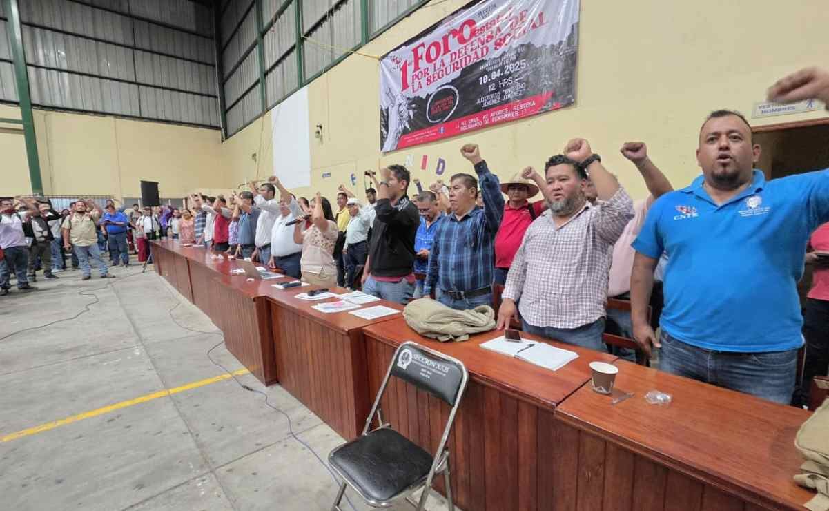 Sección 22 del SNTE comienza a levantar plantón en centro de Oaxaca ...