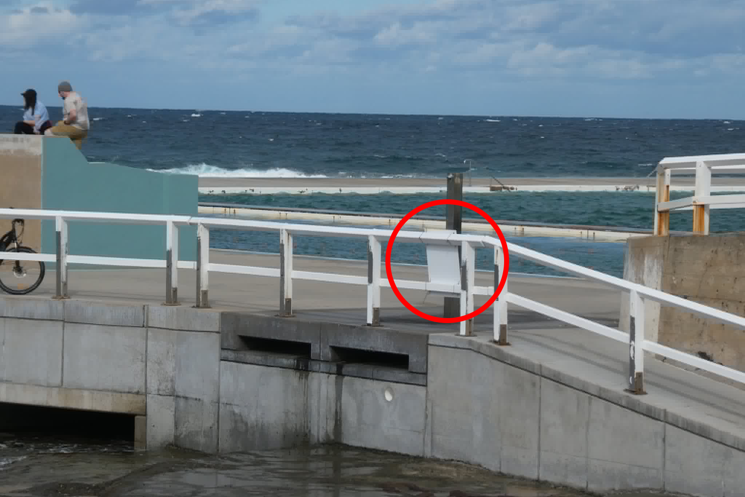 Aussies ignore $330 fine warning signs at Aussie beach: 'We're locals'