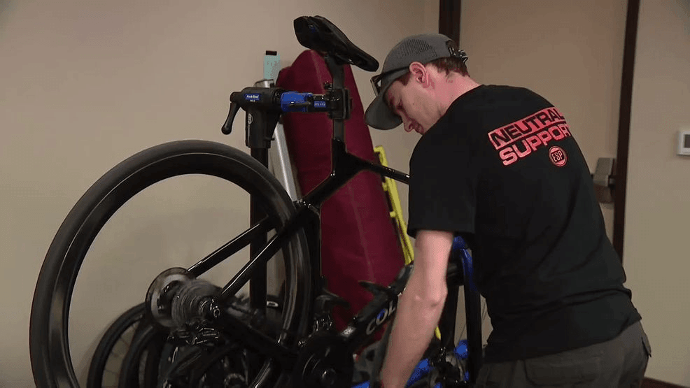 'We're getting all our wheels set': Mechanics keep USA Cycling racers ...