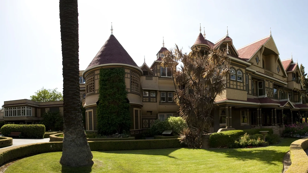 15 unexplained and unusual US attractions