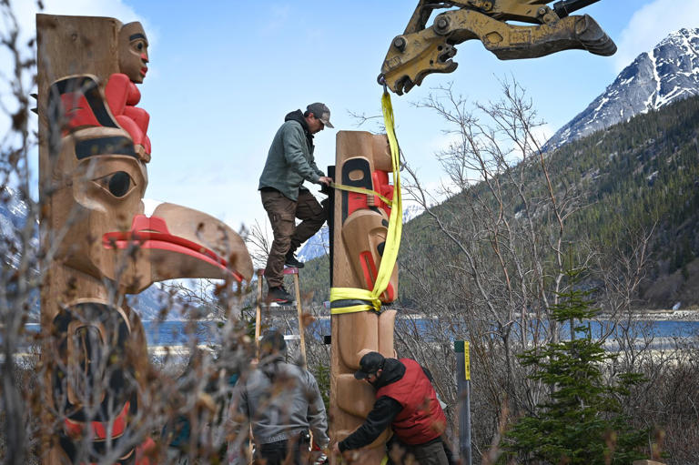 Beyond the gold rush: Totem poles at the Chilkoot Trail mark route's ...