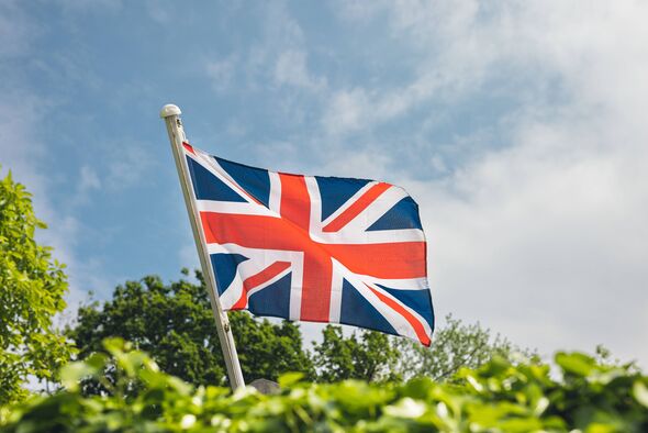 Man gets brilliant revenge on neighbour who moaned about Union Jack flag