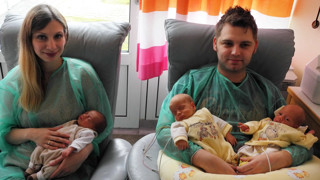 Pittsburgh hospital delivers four sets of triplets