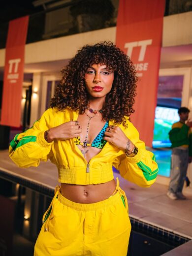 Looks para assistir aos jogos: inspirações da TT House para a Copa