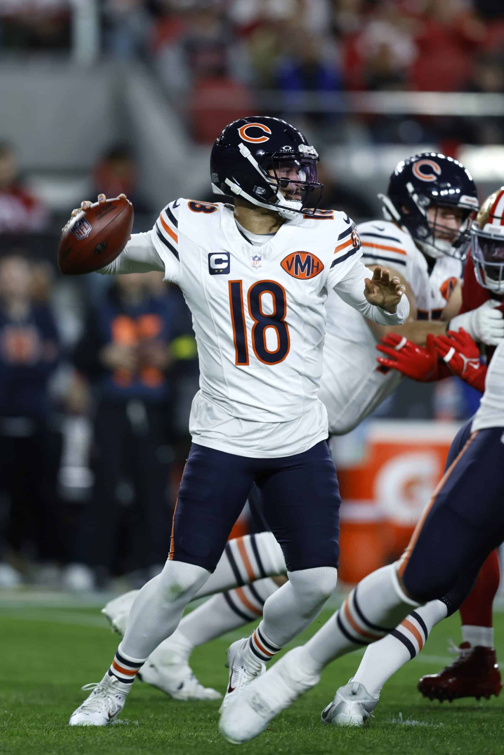 NFL legend Brian Urlacher gets real on what makes Bears QB Caleb ...