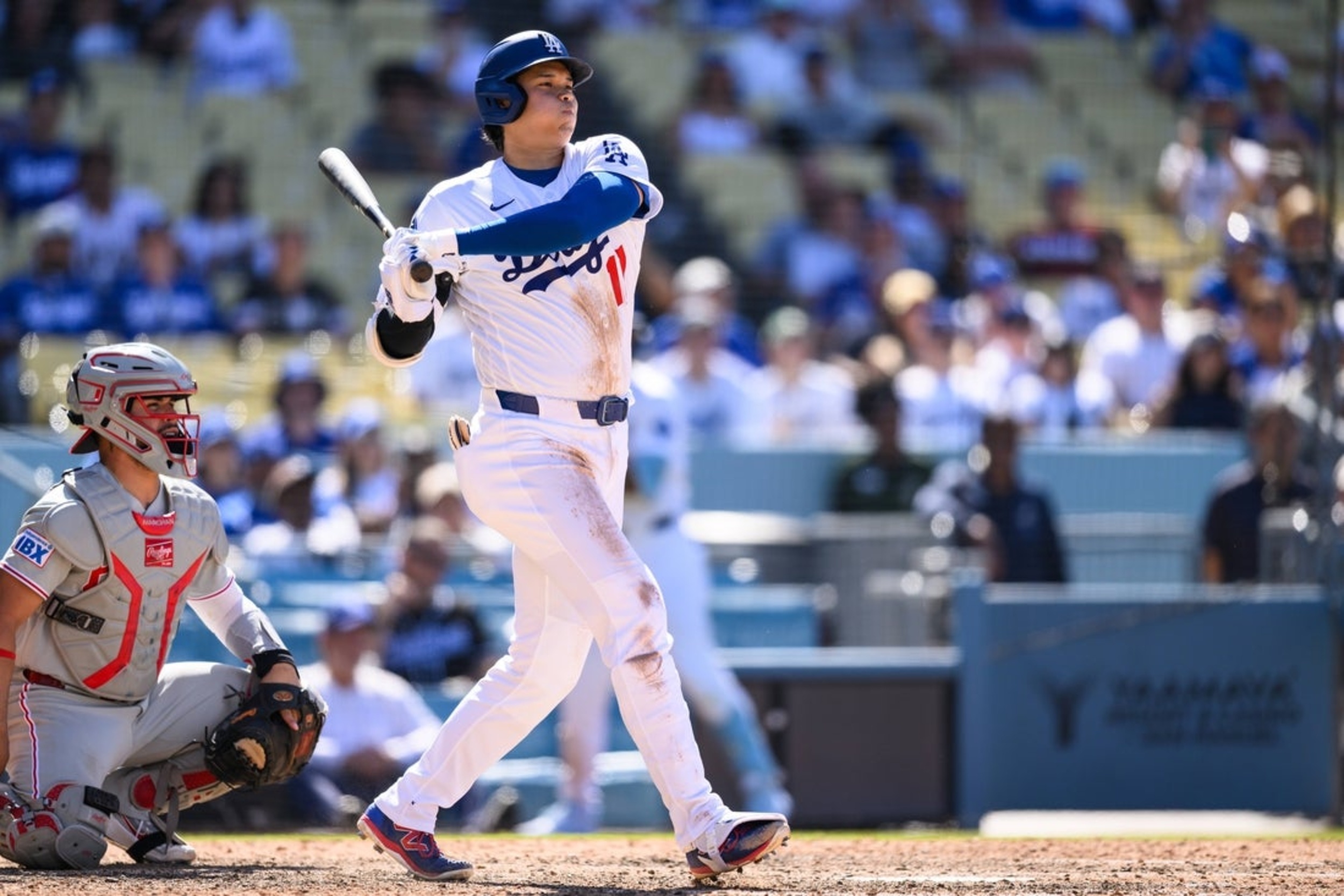 Shohei Ohtani misses game, away from Dodgers awaiting birth of child