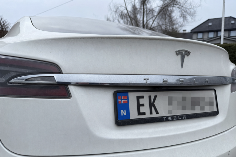 Tesla har avviklet Model S, og ingen vil ha den brukt: Slik kollapser ...