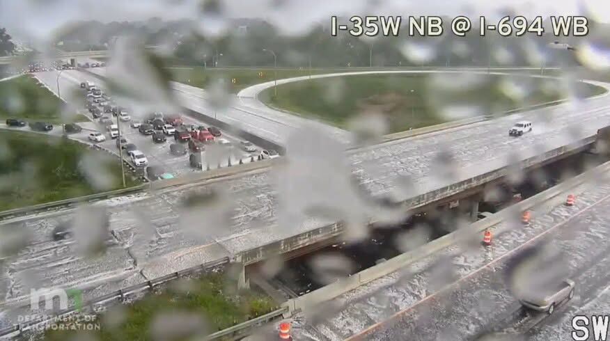 MnDOT: Drivers caught on camera stopping under I-35 overpass during ...