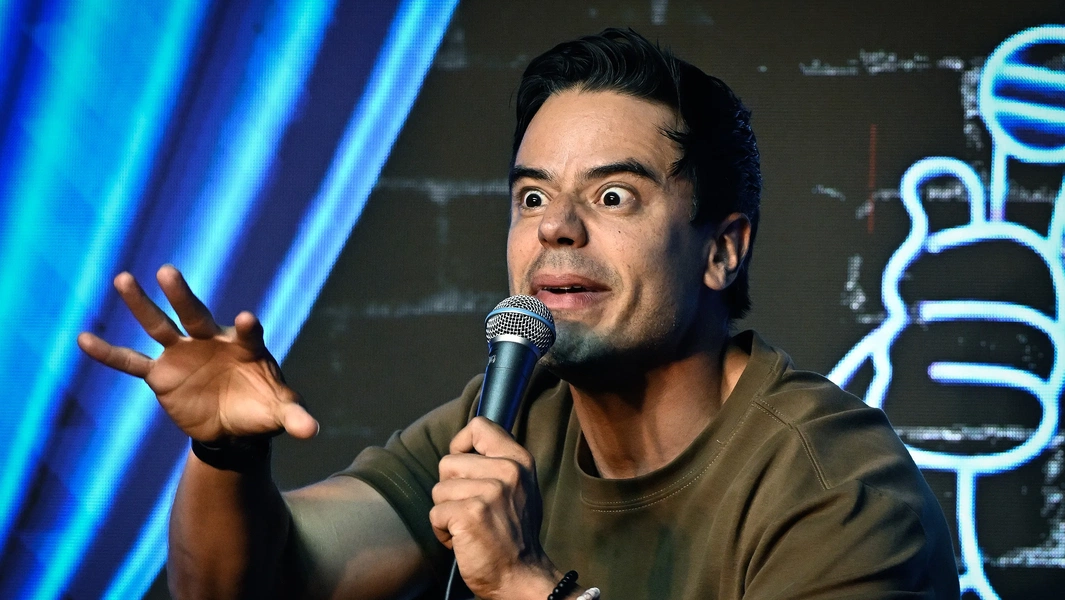18 witty observations from comedians and thinkers