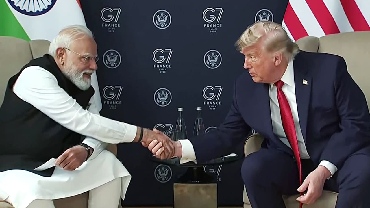 Donald Trump praises PM Modi, calls him a 'great leader'